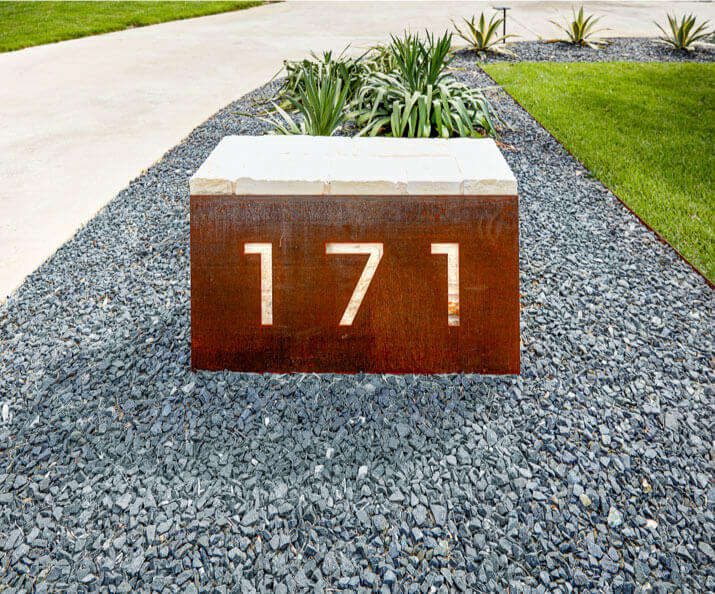 Custom Address Plates | Colmet